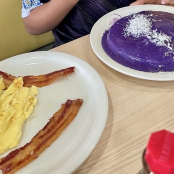 ALOHA STACKS - Updated April 2025 - 832 Photos & 274 Reviews - 10300 ...