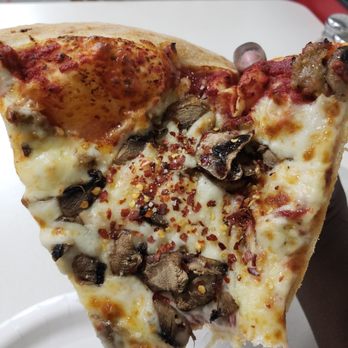 GINELLIS PIZZA - Updated January 2026 - 22 Photos & 41 Reviews - 121 S ...