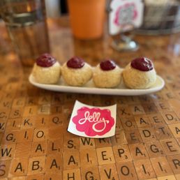JELLY - Updated December 2024 - 1637 Photos & 2070 Reviews - 600 E 13th ...