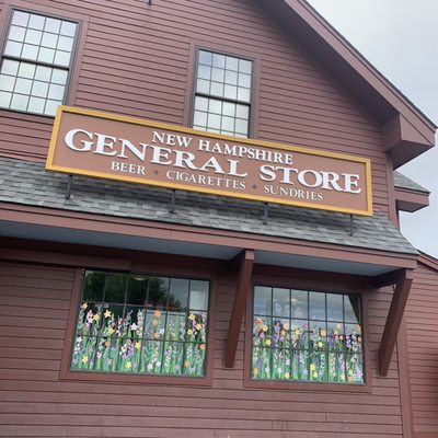 NEW HAMPSHIRE GENERAL STORE - Updated March 2025 - 24 Photos - 25 ...