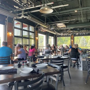 BARREL BACK RESTAURANT - Updated May 2024 - 303 Photos & 316 Reviews ...