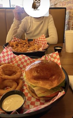 PUB 15 - Updated October 2025 - 17 Reviews - 919 15th St, Bedford ...