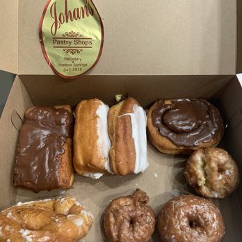 JOHAN’S PASTRIES - Updated August 2025 - 102 Photos & 97 Reviews - 565 ...
