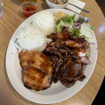 LADYBUG CAFÉ - Updated July 2024 - 672 Photos & 390 Reviews - 15926 S ...