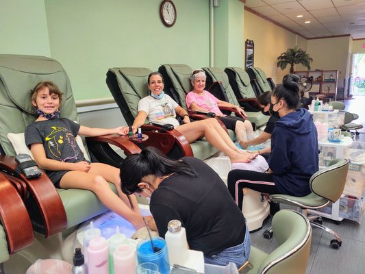 NEW WORLD NAILS - Updated July 2025 - 29 Photos & 27 Reviews - 210 Main ...