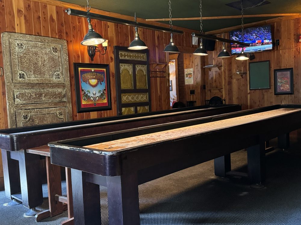 FIRESIDE BAR - Updated December 2025 - 11 Photos - 700 NW Bond St, Bend ...