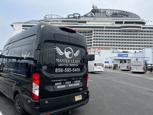 MASTER CLASS SHUTTLE SERVICE - Updated December 2025 - 31 Photos ...