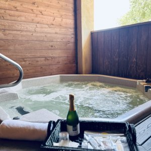 RIVER OAKS HOT SPRINGS SPA - 328 Photos & 419 Reviews - 800 Clubhouse ...