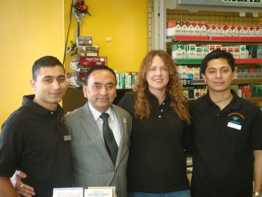 KWIK SERV - Updated May 2026 - 15 Photos - 2701 El Portal Dr, San Pablo ...