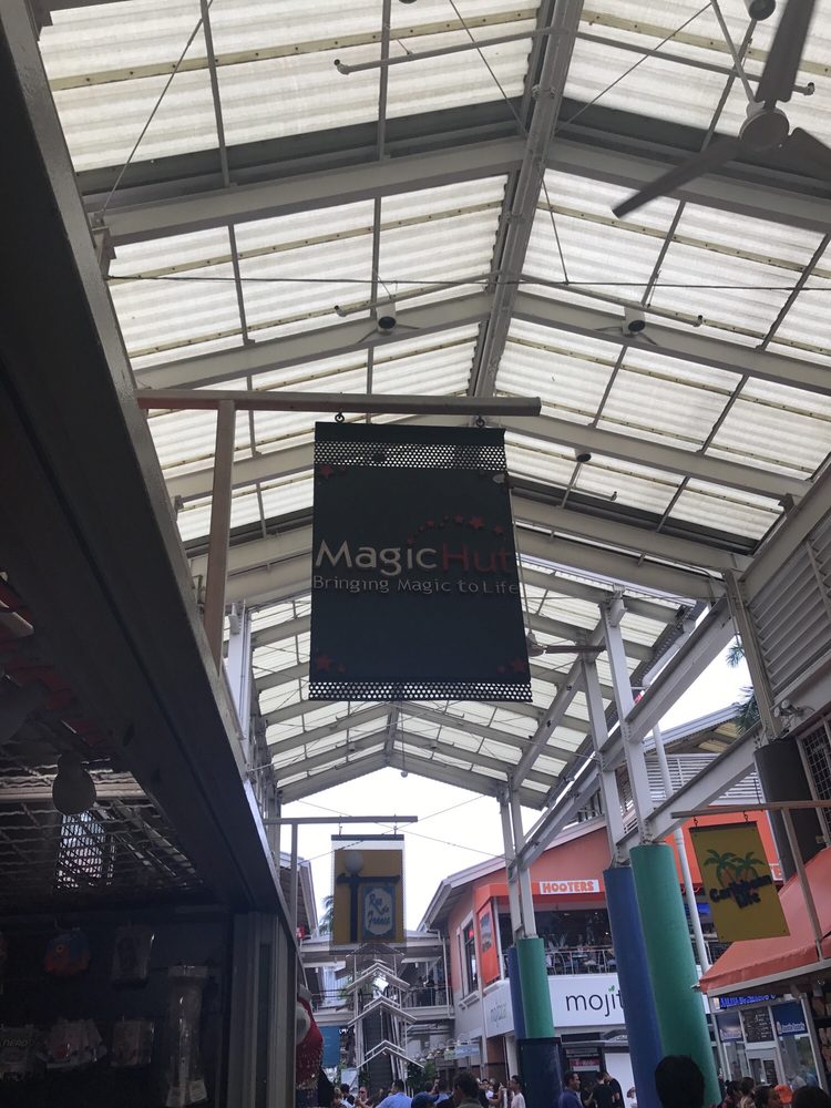 MAGIC HUT - Updated September 2025 - 401 Biscayne Blvd, Miami, Florida ...