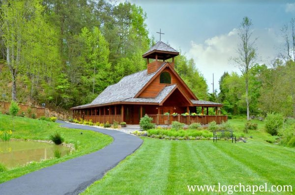 GATLINBURG’S LITTLE LOG CHAPEL - Updated December 2025 - 20 Photos & 13 ...