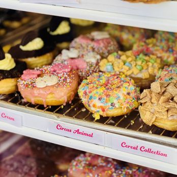 FRIENDLY DONUTS - Updated July 2024 - 2872 Photos & 1550 Reviews - 4442 ...