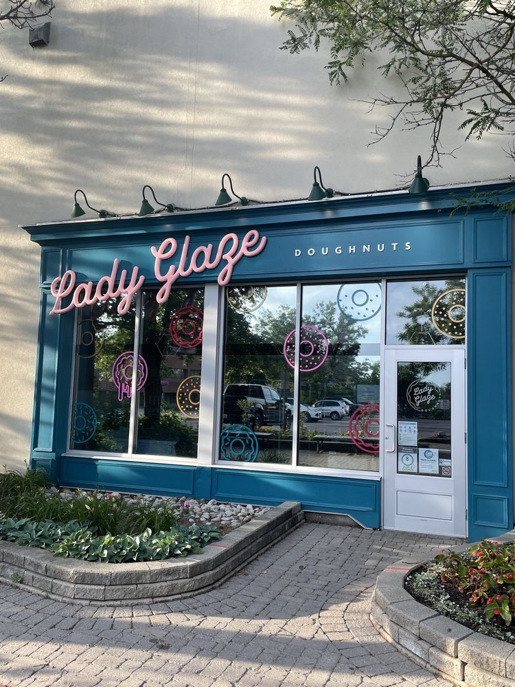 LADY GLAZE DOUGHNUTS - Updated April 2026 - 10 Photos - 10 Downie ...