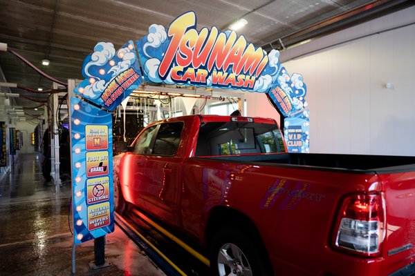 TSUNAMI EXPRESS CAR WASH - Updated October 2025 - 50 Photos & 11 Reviews - 6315 Washington Ave ...