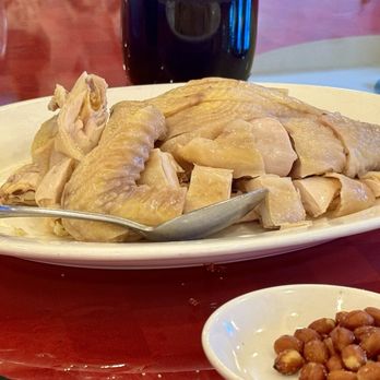 CANTON MANOR - Updated August 2024 - 558 Photos & 107 Reviews - 220-15 ...