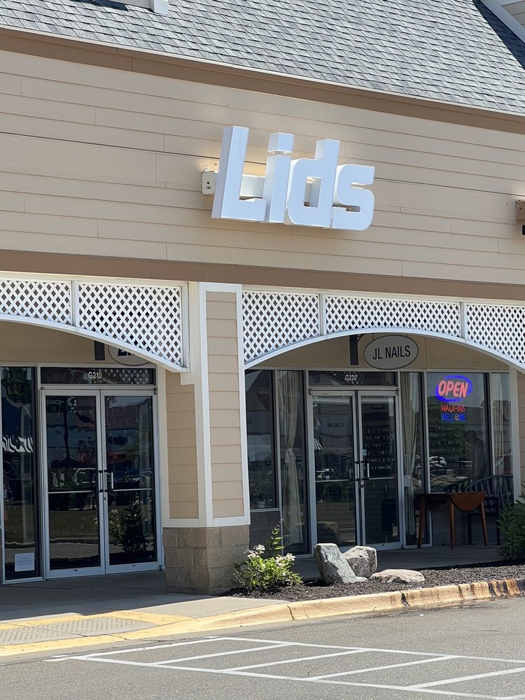 LIDS - Updated December 2024 - 10 Photos - 1475 N Burkhart Rd, Howell ...
