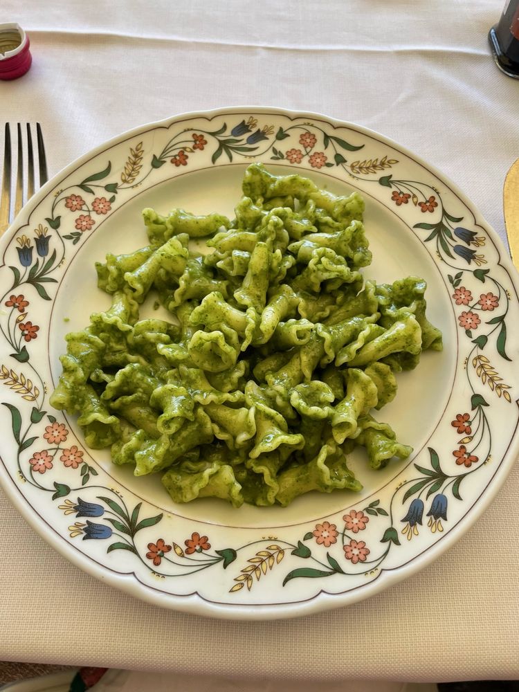 VENTO ARIEL ELIO GROPPI - Via AL Porto, 1, Camogli, Genova, Italy ...