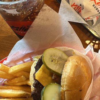 KILLER BURGER OAKWAY - Updated December 2025 - 76 Photos & 69 Reviews ...