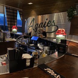 GRADUATE ROCK BAR - Updated July 2025 - 39 Photos & 32 Reviews - 133 ...