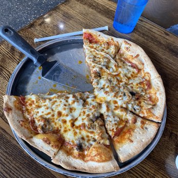 THE RED PEPPERONI - Updated October 2025 - 117 Photos & 188 Reviews ...