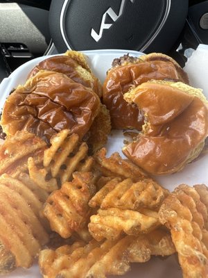 SMALLS SLIDERS - Updated August 2025 - 36 Photos & 23 Reviews - 1370 N ...