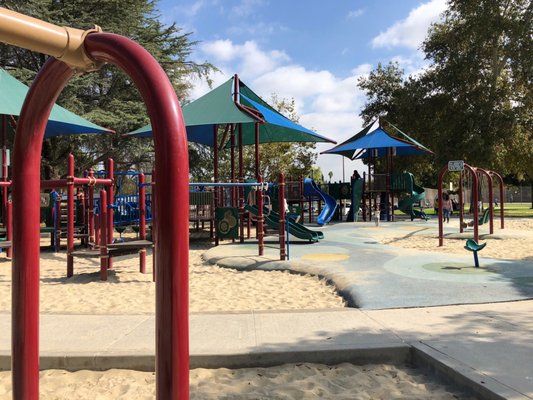 DEARBORN PARK - 59 Photos & 39 Reviews - Parks - 17141 Nordhoff St ...
