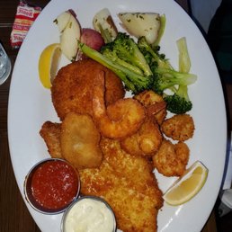 CARLUCCI’S WATERFRONT - 386 Photos & 410 Reviews - Seafood - 876 ...