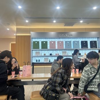 MOLLY TEA - Updated March 2025 - 1610 Photos & 857 Reviews - 605 E El ...