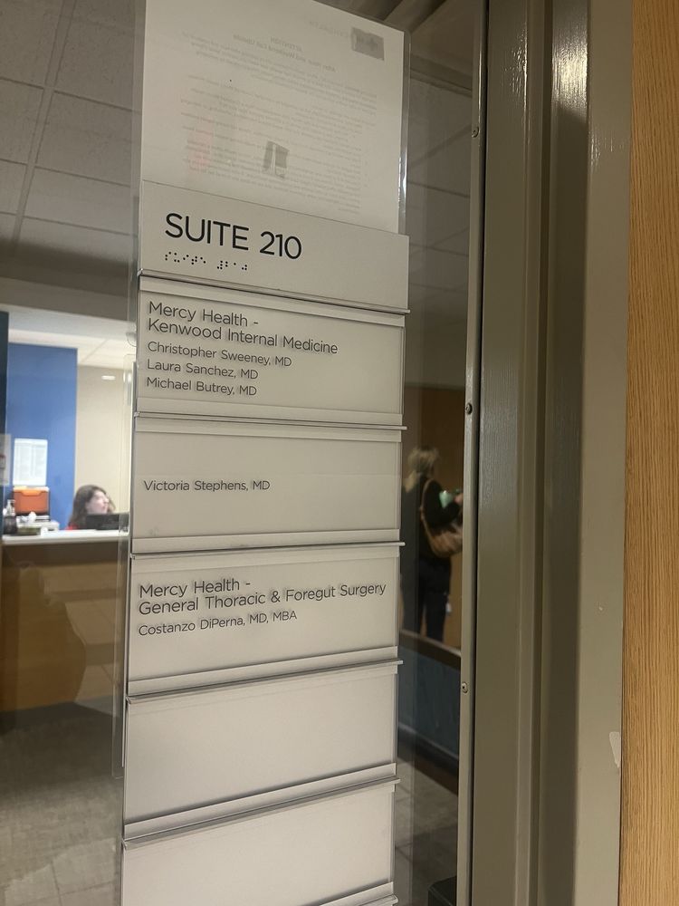 VICTORIA A STEPHENS, MD - MERCY HEALTH - Updated March 2025 - 4750 E ...