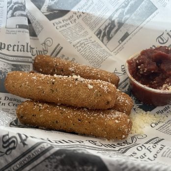 THE VILLAGE TAPHOUSE - Updated December 2025 - 34 Photos & 17 Reviews ...