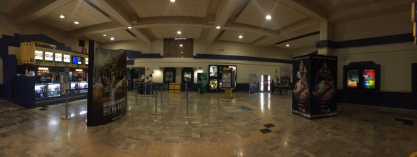 CINÉPOLIS - Updated December 2025 - 17 Photos & 11 Reviews - Av ...