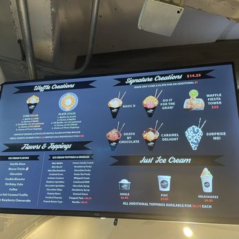 PUFFLES - Updated December 2025 - 62 Photos & 30 Reviews - 200 E ...