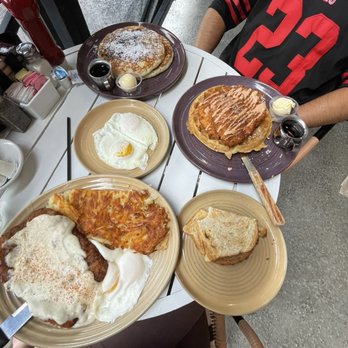 TOAST CAFE & GRILL - Updated December 2024 - 2210 Photos & 1731 Reviews ...