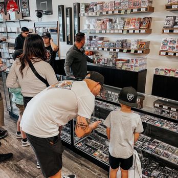 NEIGHBORHOOD CARD SHOP - Updated January 2025 - 35 Photos & 16 Reviews ...