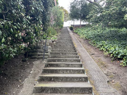 BAKER STREET STAIRS - Updated July 2025 - 2899 Vallejo St, San ...
