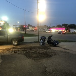 CHAPPY’S SAFARI LOUNGE - 229 16th Ave SW, Cedar Rapids, Iowa ...