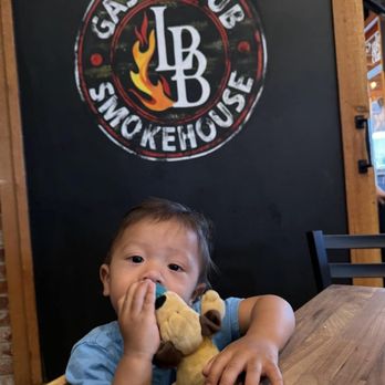 LOOMIS BASIN BREWING COMPANY - Updated November 2025 - 138 Photos & 180 ...