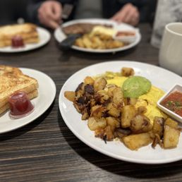 OFF STREET CAFE - Updated January 2026 - 5188 Photos & 3966 Reviews ...