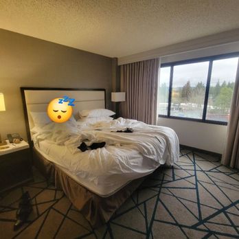 EMBASSY SUITES BY HILTON PORTLAND TIGARD - Updated December 2025 - 434 ...
