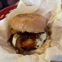CHUNKY’S BURGERS - Updated October 2025 - 297 Photos & 338 Reviews ...
