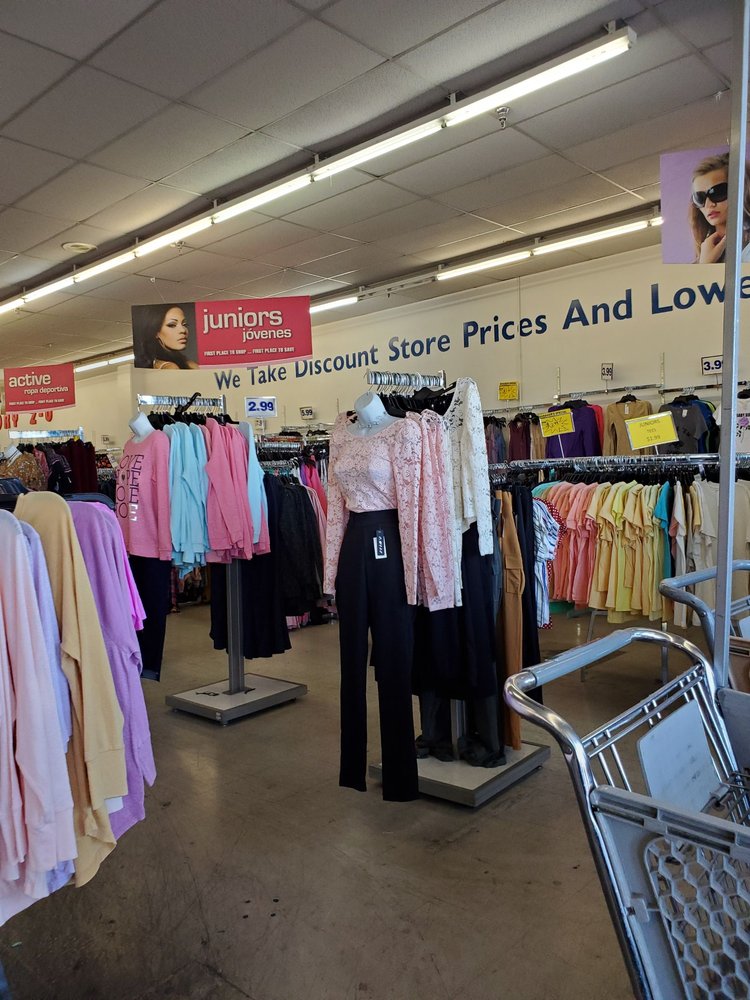 FACTORY 2-U - Updated October 2024 - 10 Photos - 2025 E Lake Mead Blvd ...