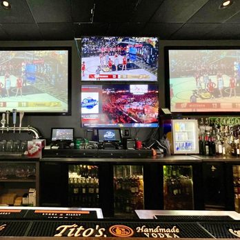 FOX’S PUB - Updated December 2025 - 50 Photos & 38 Reviews - 4395 S ...