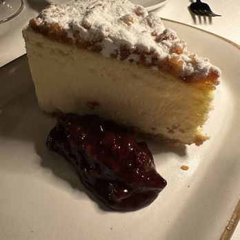 TUCCI - Updated June 2024 - 97 Photos & 39 Reviews - 643 Broadway, New ...