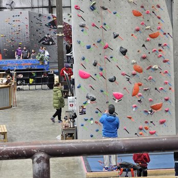 HOOSIER HEIGHTS INDIANAPOLIS - Updated November 2025 - 61 Photos & 82 ...