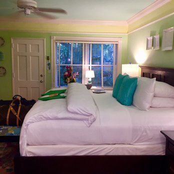 PINEAPPLE POINT GUEST HOUSE - Updated May 2026 - 79 Photos & 64 Reviews ...