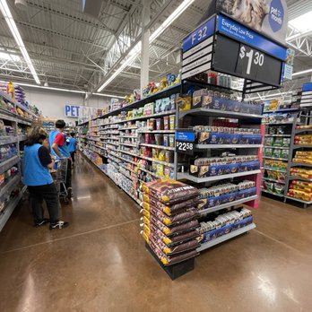 WALMART - Updated May 2025 - 1535 Photos & 387 Reviews - 1131 Kuala St ...
