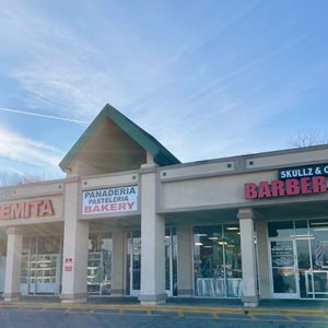 EMERAUDE BAKERY - Updated May 2025 - 10 Photos - 9904 Lebanon Rd, Mt ...