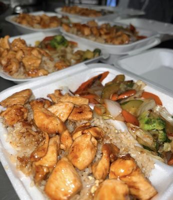 MOSHI MOSHI BOARDMAN - Updated July 2025 - 14 Photos - 1235 Boardman ...