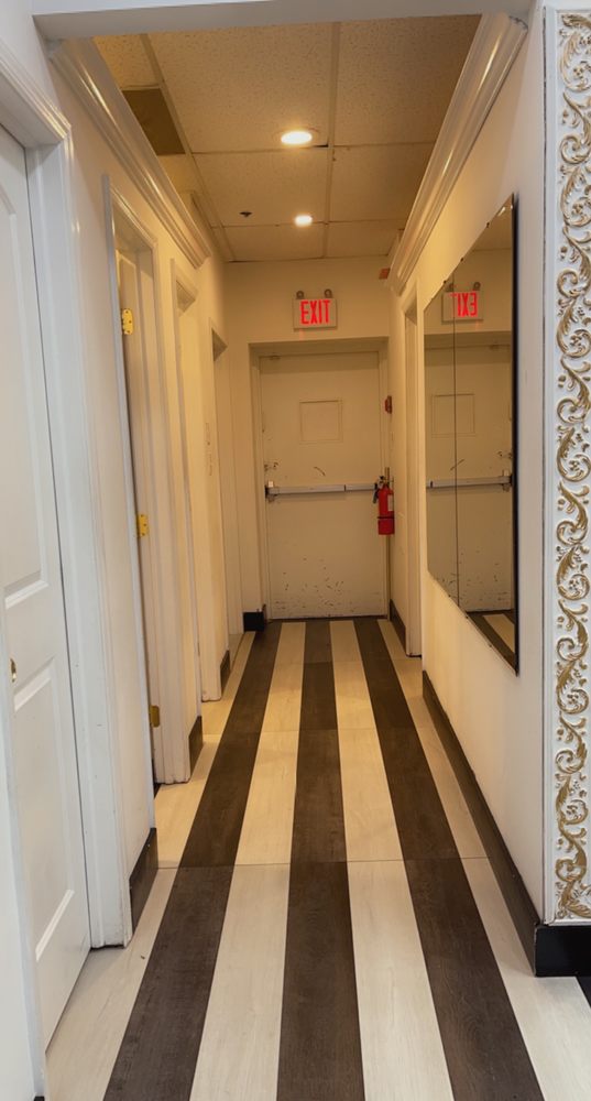 NATALI BOUTIQUE - Updated November 2025 - 21 Photos - 401 W Rt 59, Monsey, New York - Women's ...