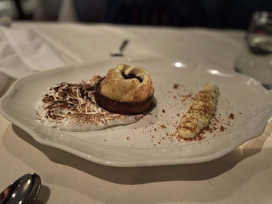 I PAZZI - Updated December 2025 - 121 Photos & 219 Reviews - 51 High St ...